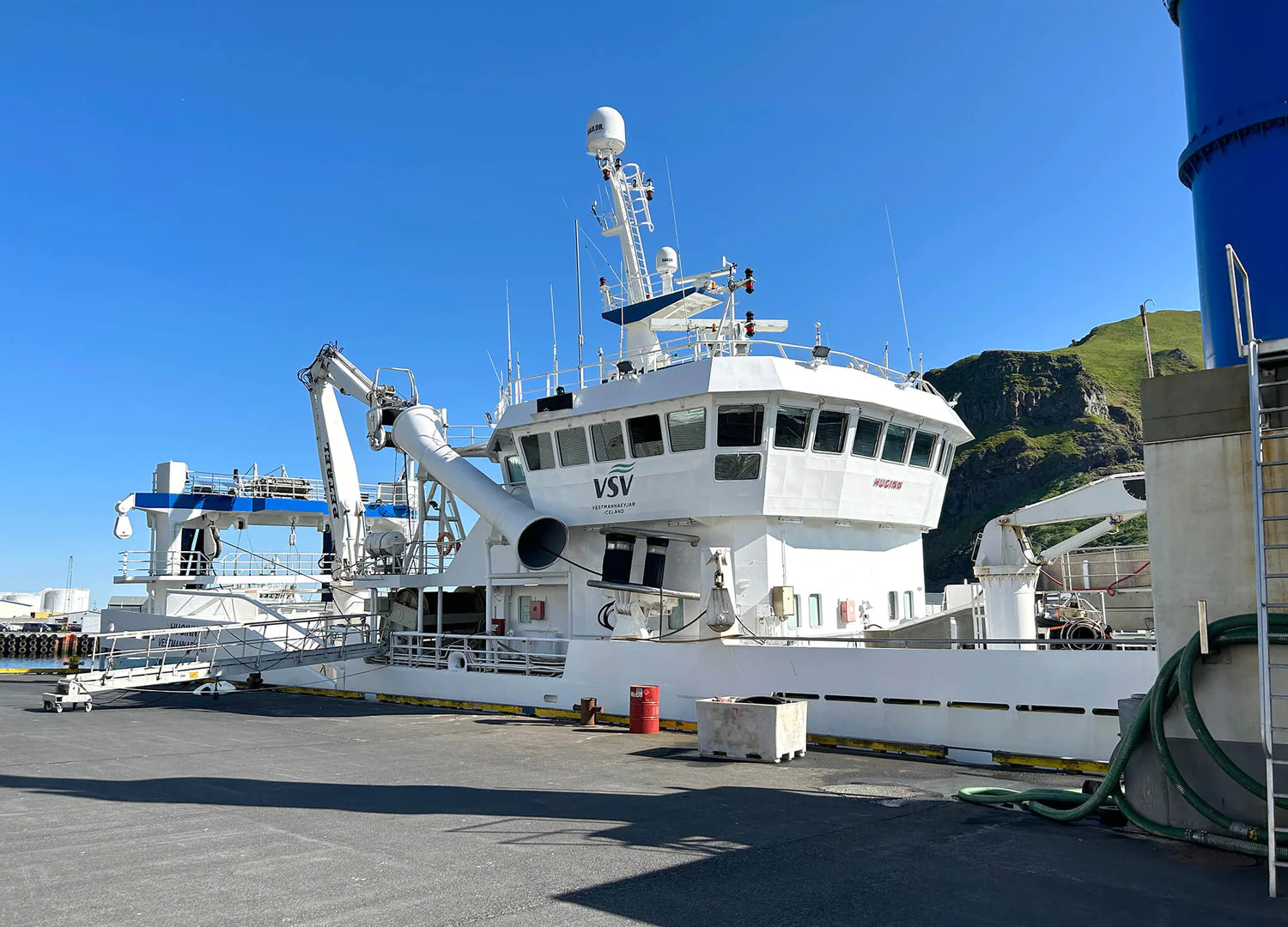 Cooling pelagic fish using OptimICE slurry ice machine while landing t ...